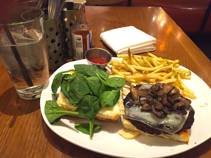 Las Vegas: Restaurante Tom's Urban no New York New York - Viajonários