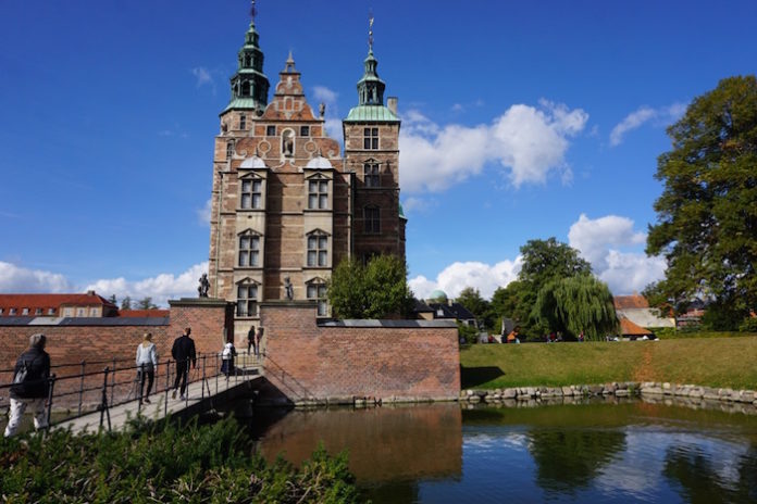Copenhagen: Castelo Rosenborg e Joias da Coroa Dinamarquesa - Viajonários