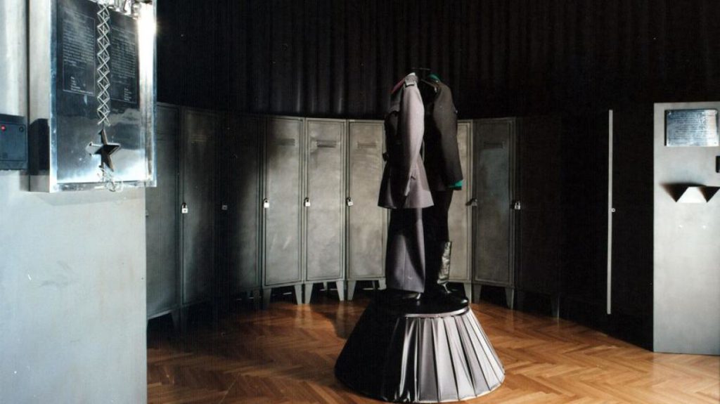 Hungria: O emocionante museu Casa do Terror em Budapeste - Viajonários