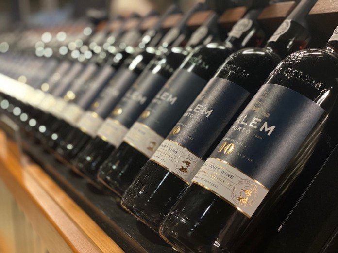 Cálem: Tour na cave mais visitada de Vinho do Porto