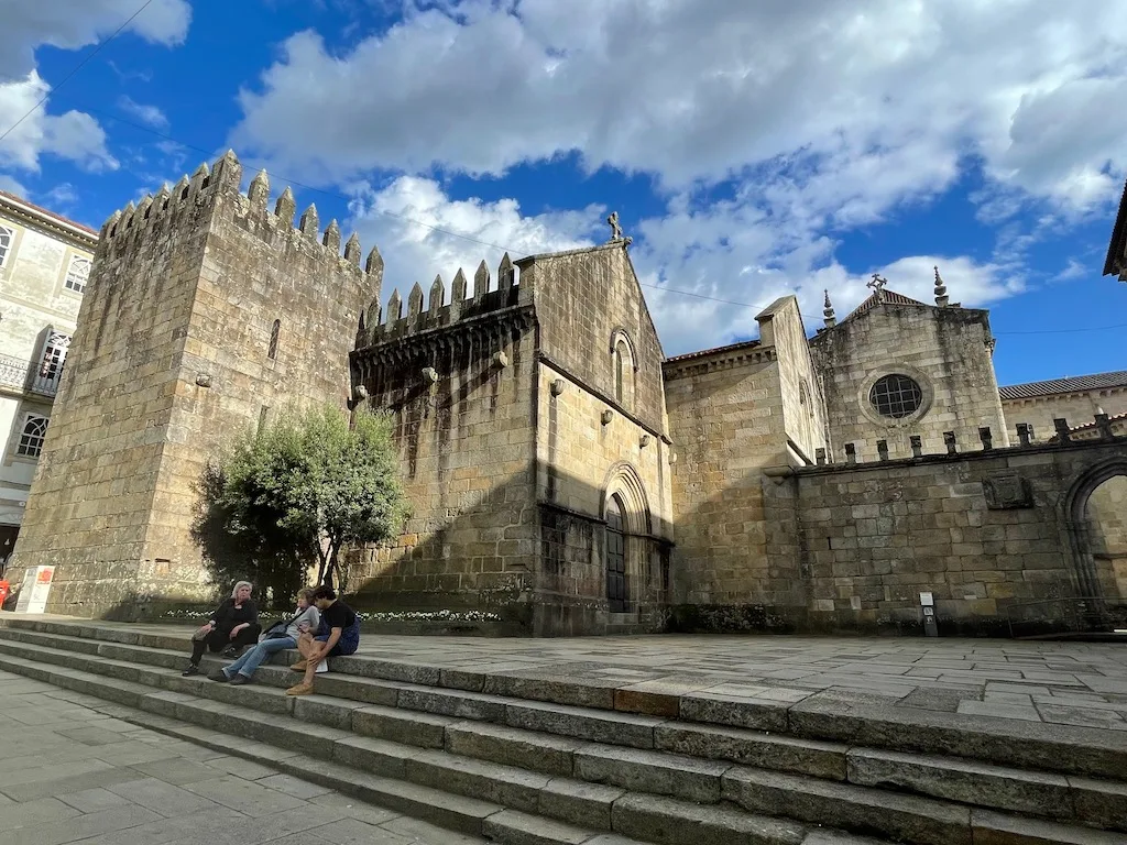 Sé de Braga: A primeira catedral de Portugal - Viajonários