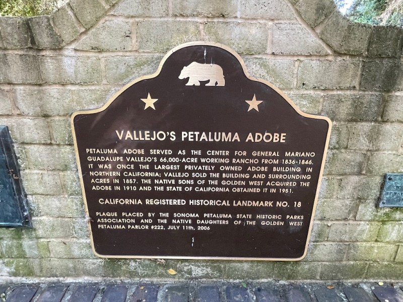 Petaluma Adobe: Parque histórico em Sonoma Valley na Califórnia